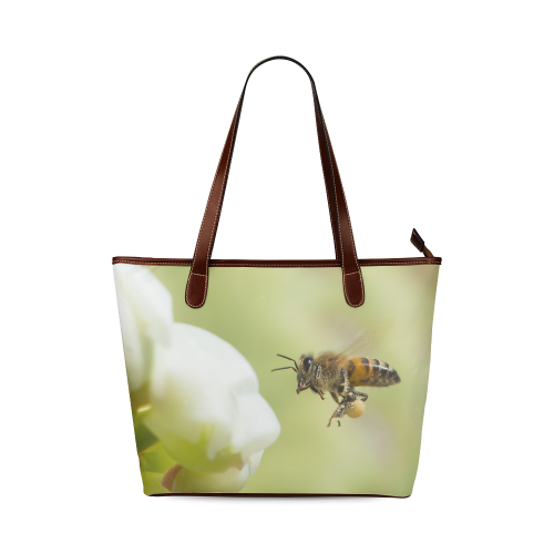 Macro of Bee in Flight Shoulder Tote Bag (Model 1646) | ID: D300908