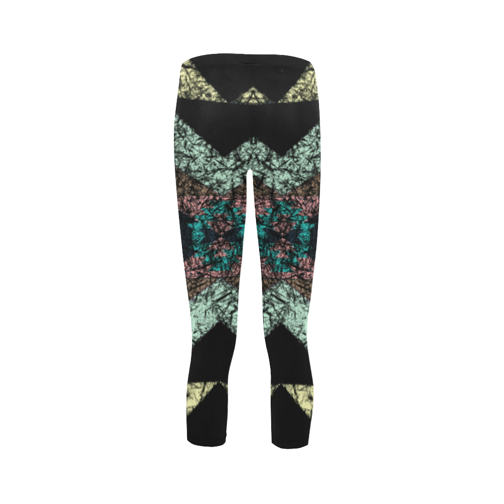 Outworn Tribal Aztec Pattern Capri Legging (Model L02) | ID: D689275